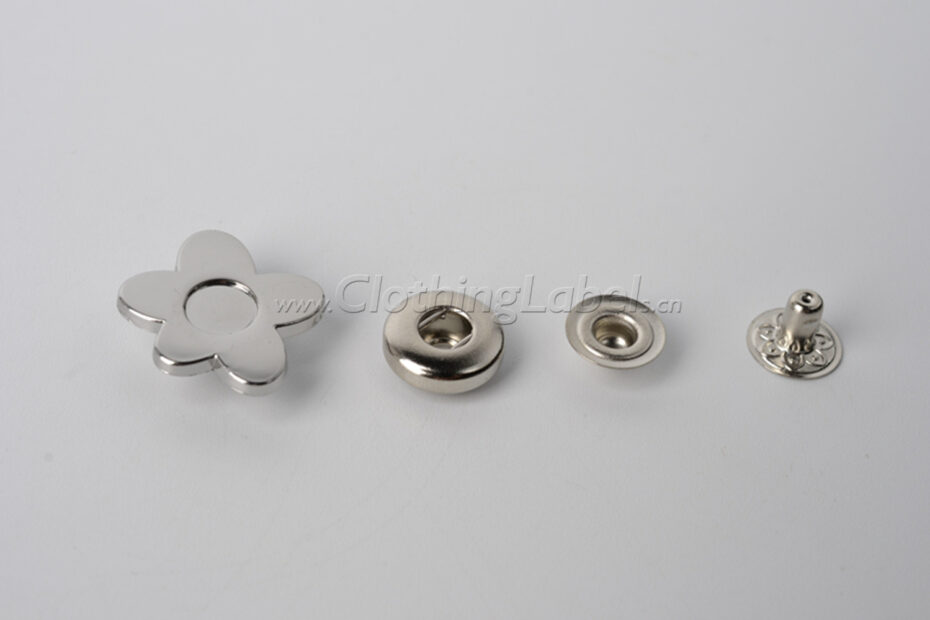 Clothing buttons' photo gallery | ClothingLabels.cn