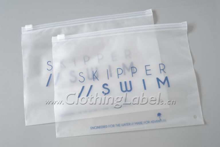 Custom plastic packaging bags printed with logos | ClothingLabels.cn