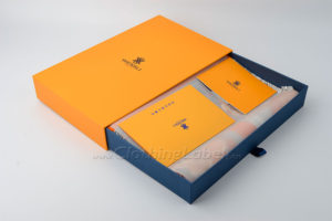 Custom clothing packaging design ideas | ClothingLabels.cn