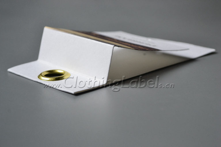 Custom folded hang tags for sale | ClothingLabels.cn