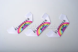 Fold labels: 5 common folded ways | ClothingLabels.cn