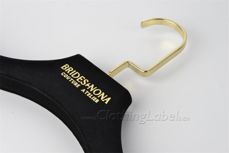 Clothes hangers’s photo gallery | ClothingLabels.cn