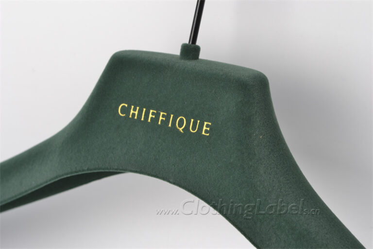 Clothes hangers’s photo gallery | ClothingLabels.cn