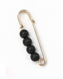 Safety pins for securing fabric | ClothingLabels.cn