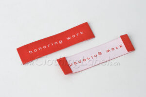 Fold labels: 5 common folded ways | ClothingLabels.cn